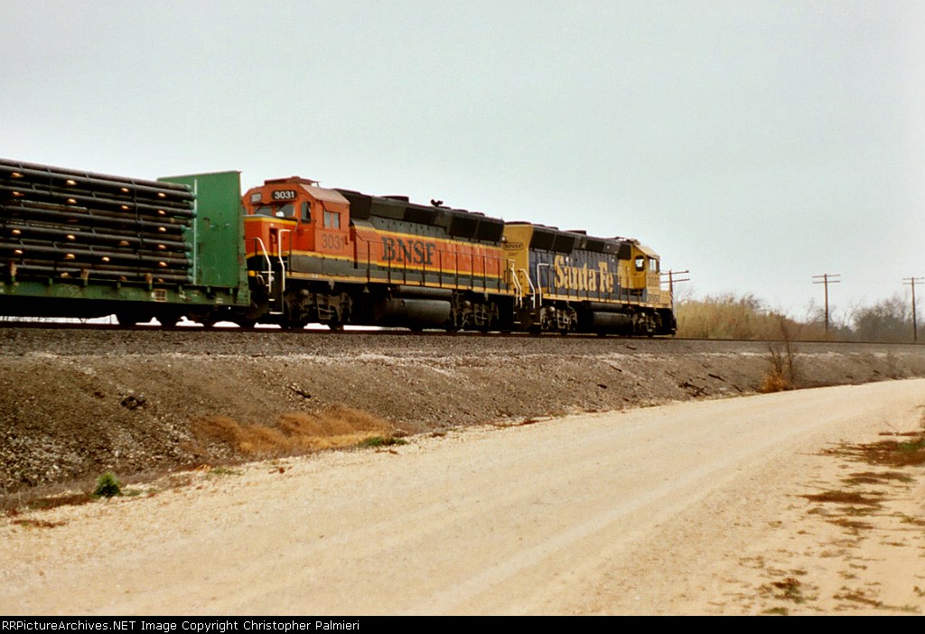 BNSF 3031 and BNSF 3037